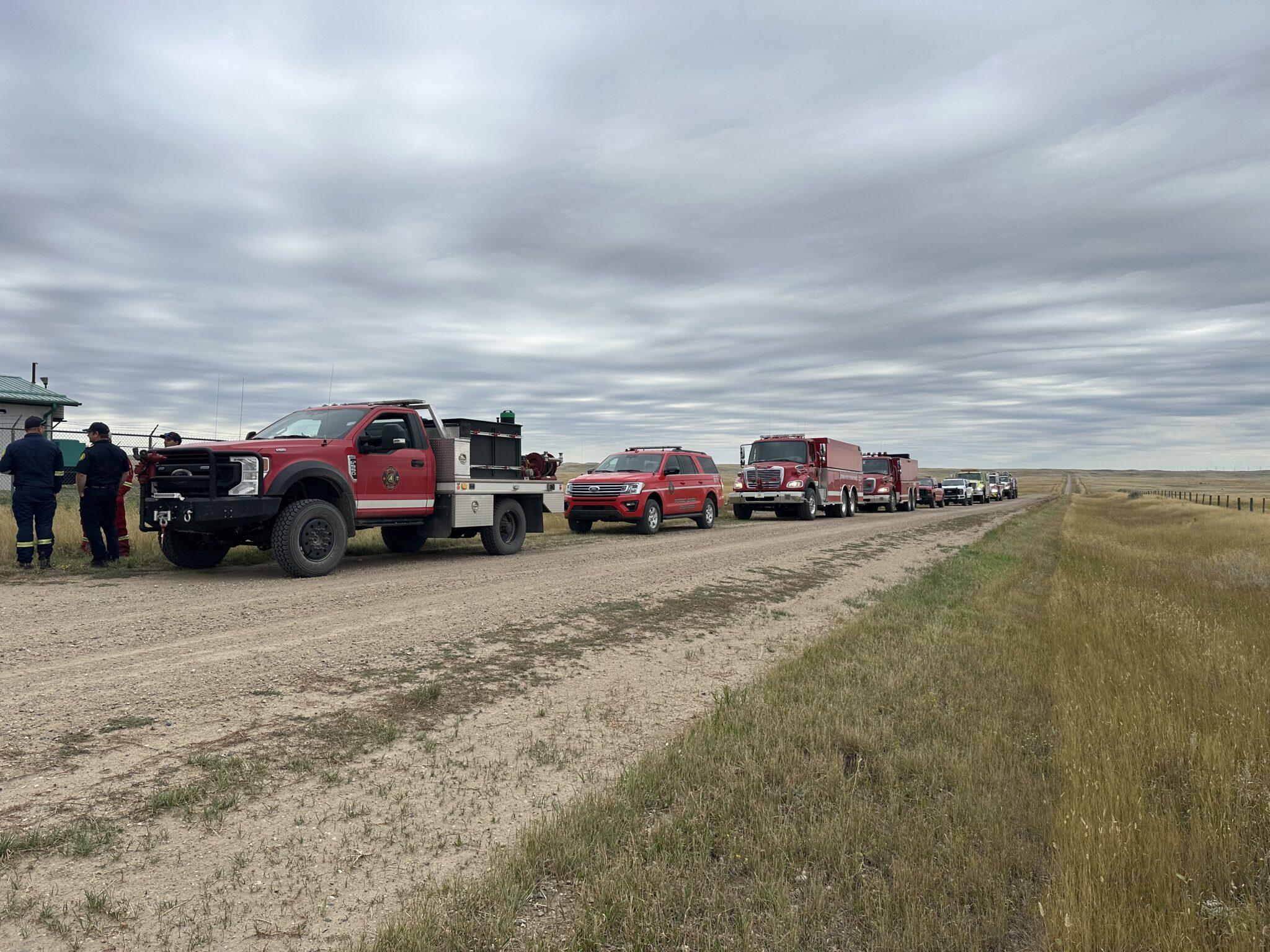 Special Areas Helps Out at CFB Suffield Prescribed Burn - Special Areas ...